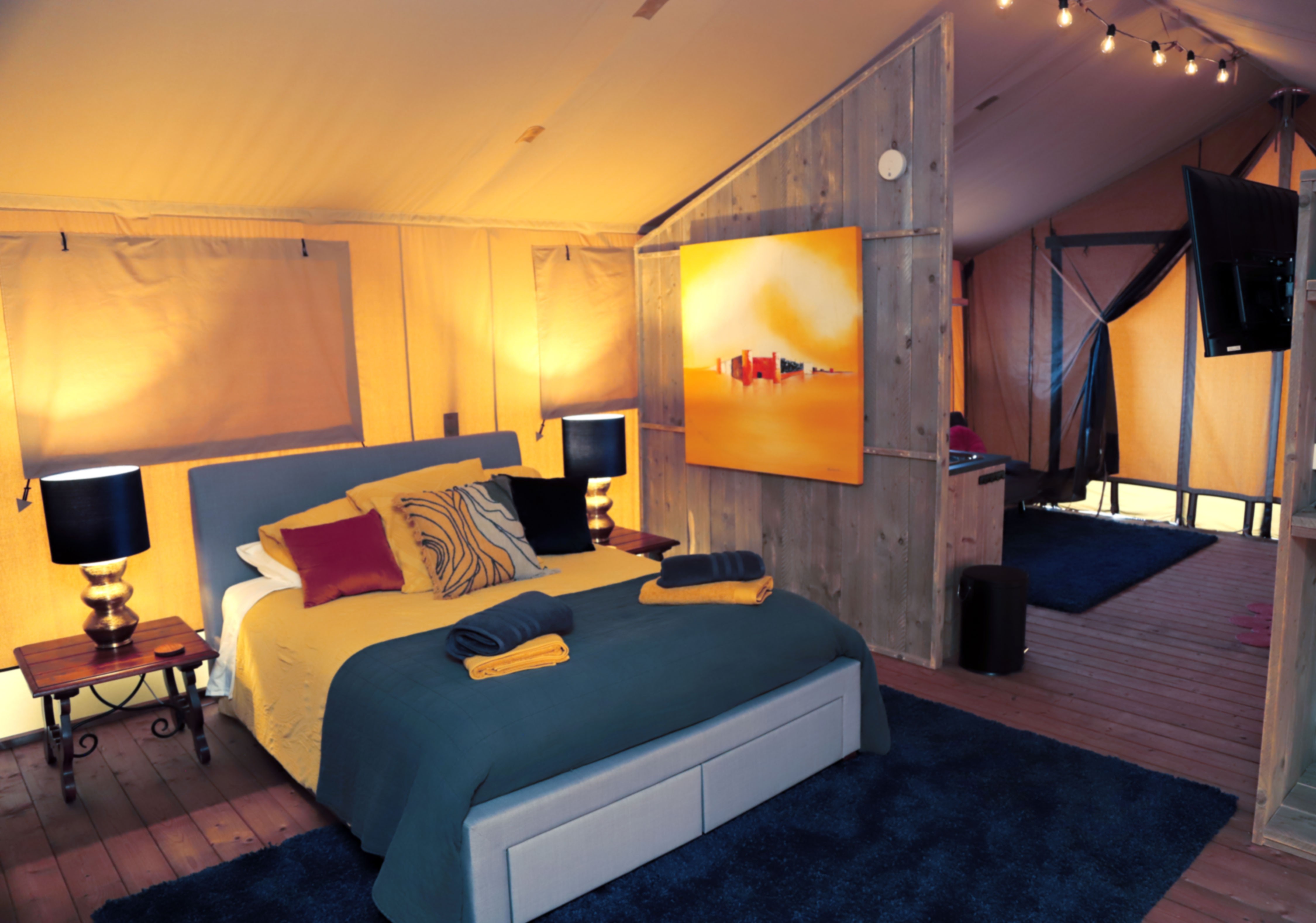 Reedy Creek Retreat & Boat Hire | Glamping Tent - Sunflower - Gift Voucher