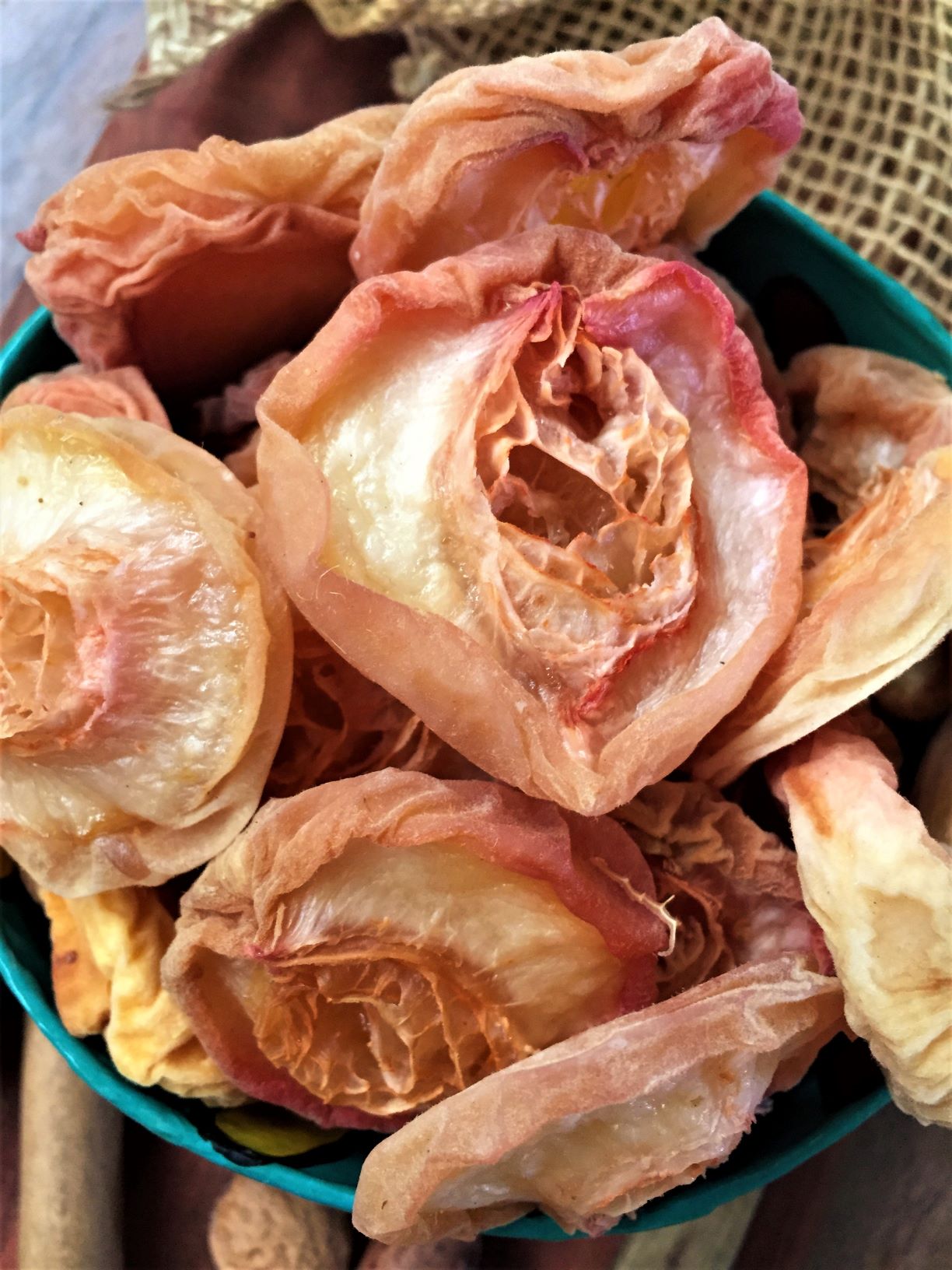 Taralee Orchard I Dried Peaches Bulk