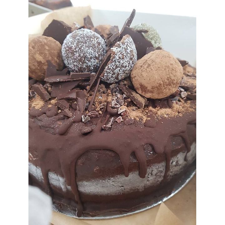 Raw Earth Dessert | Celebration Cakes